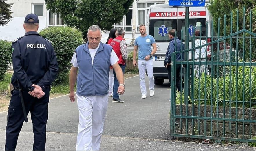 Maloljetnik koji je pucao u lukavačkoj školi prebačen u Sarajevo ...