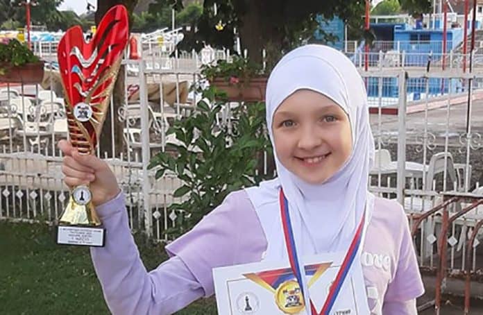 Vlada TK nagradila šahistkinju Merjem Džafić i mlade rukometaše ...